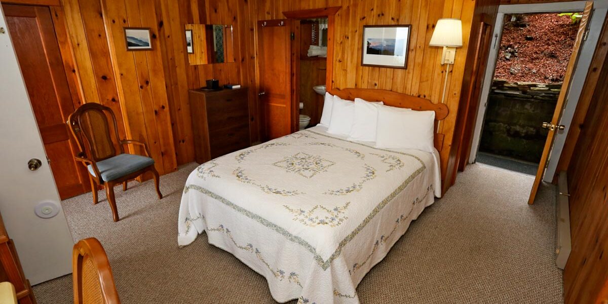 About the Alpine Inn, Little Switzerland, North Carolina, Book Today